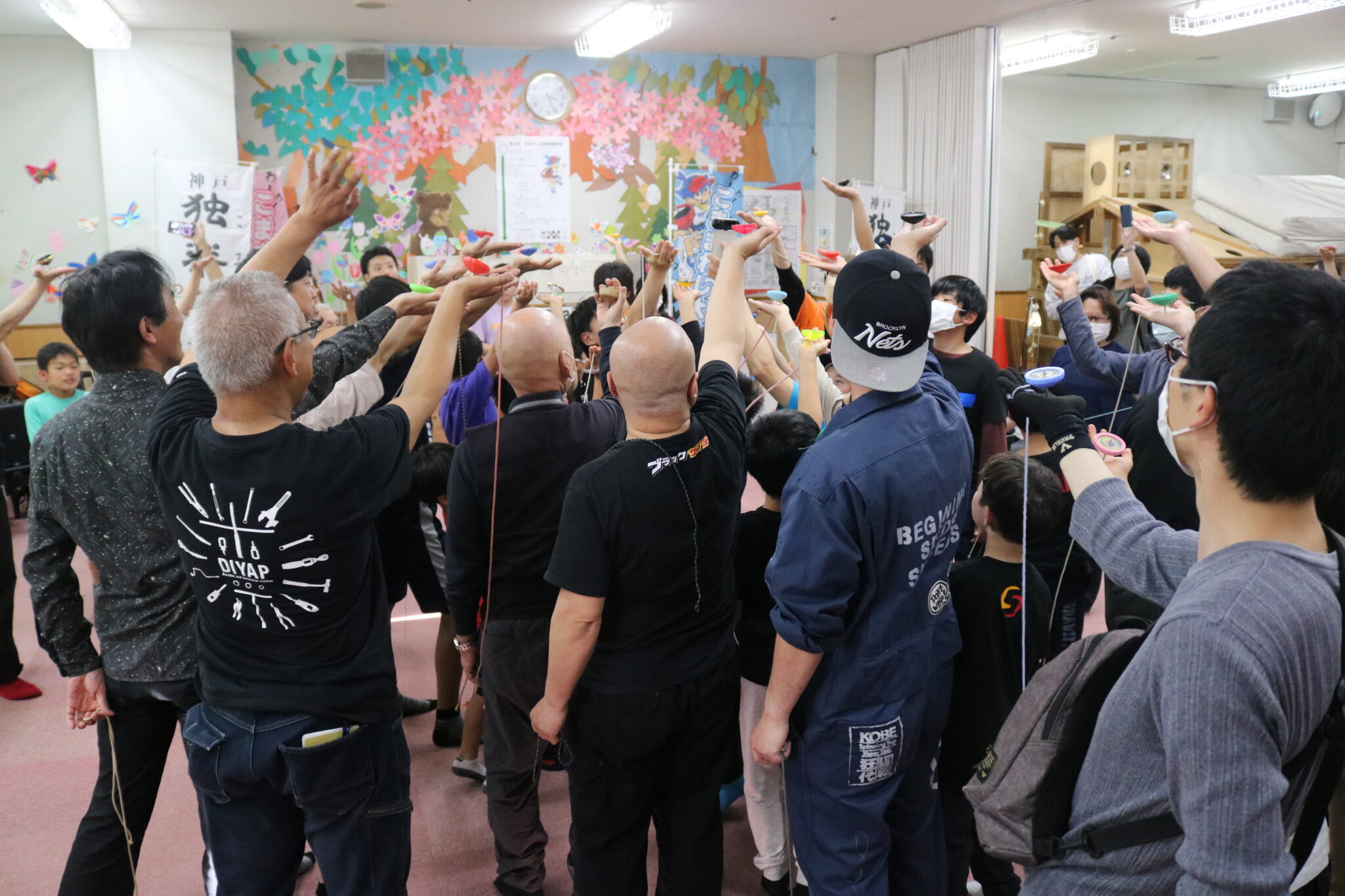 第8回こま技選手権大会 – 日本こままわし協会